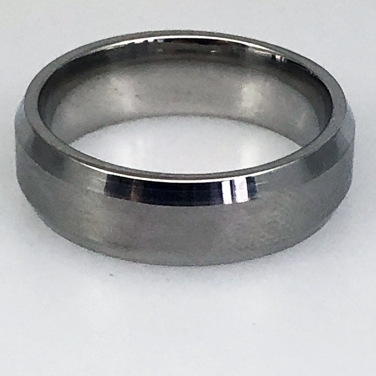 Men's 6mm Platinum Wedding Band With Beveled Edge | Grants Jewelry